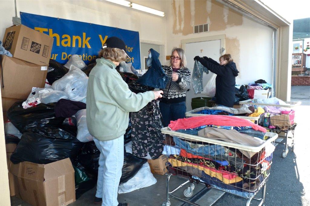 Thrift Store: Behind Scenes | soroptimistanacortes.org